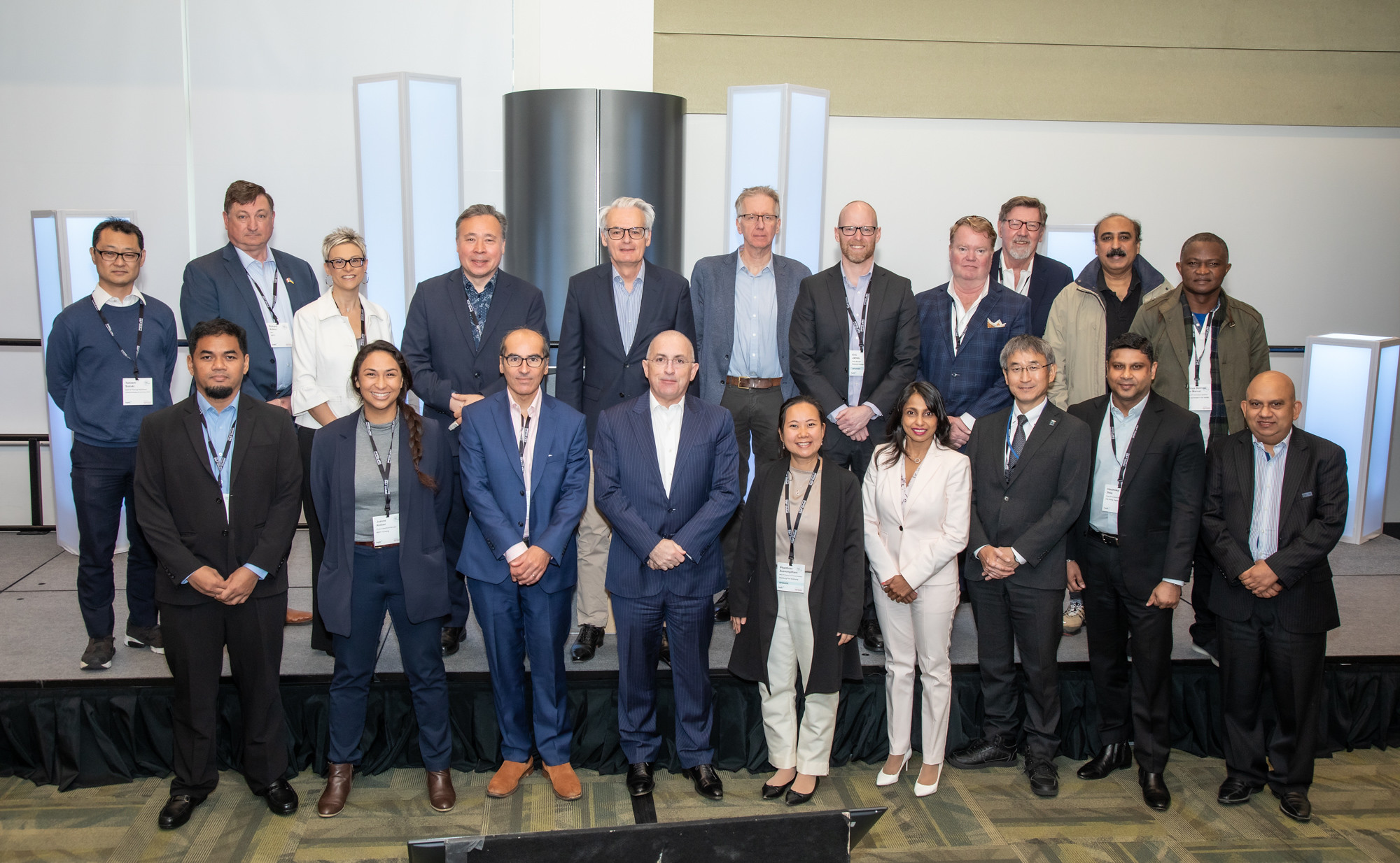 Packed agenda at Data Collaboration Committee meeting | IAPH